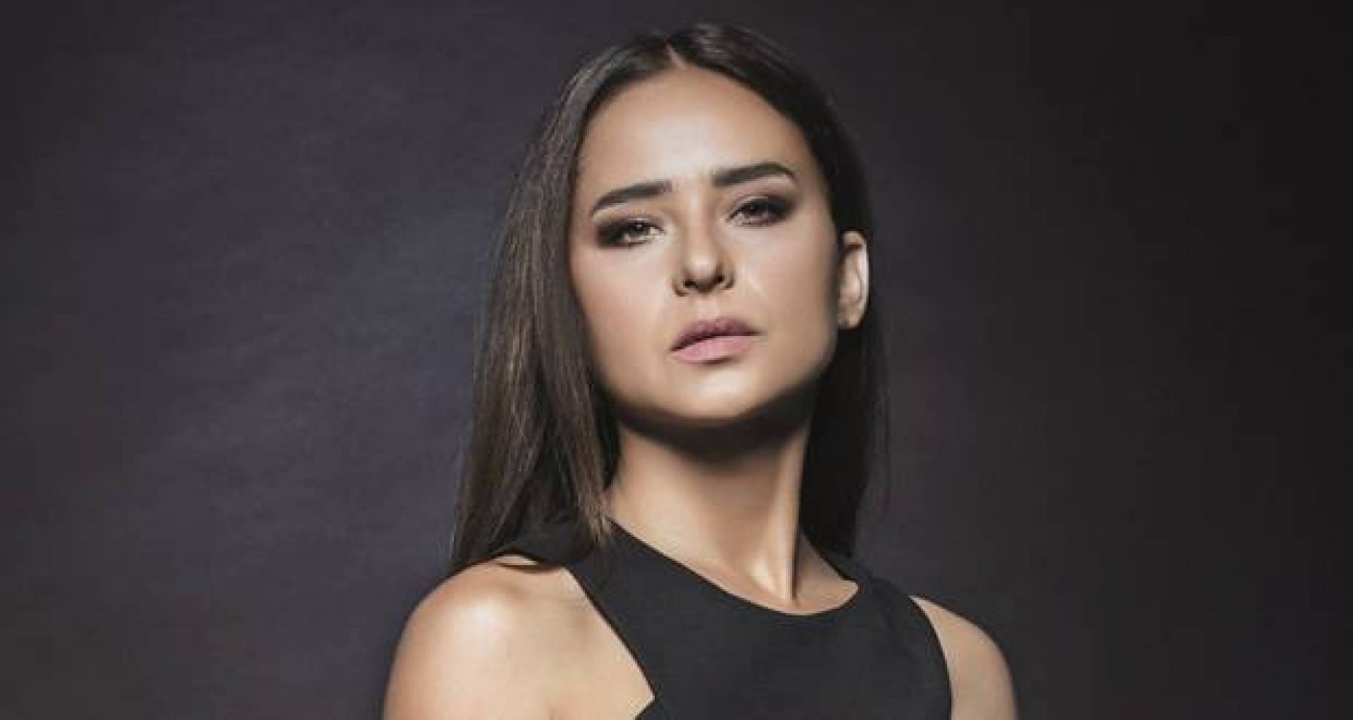 نيللي كريم تكشف تفاصيل حياتها في عمر العشرين - Jadeedoha