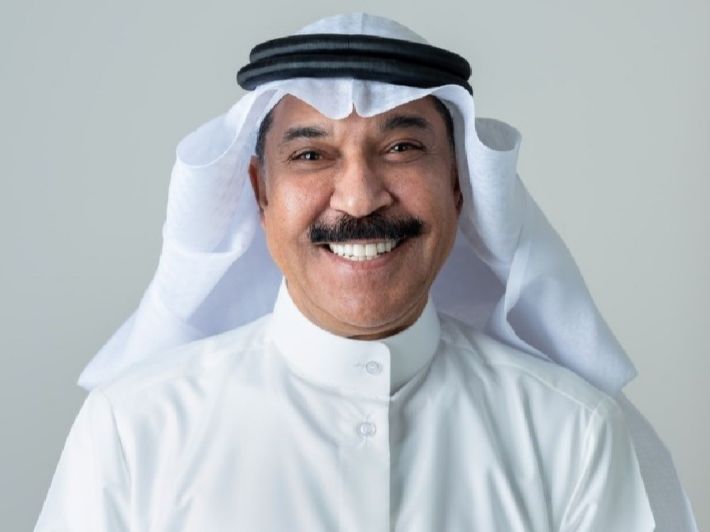 عبدالله الرويشد يعود الى الكويت واستقبال اسطوري في المطار - Jadeedoha